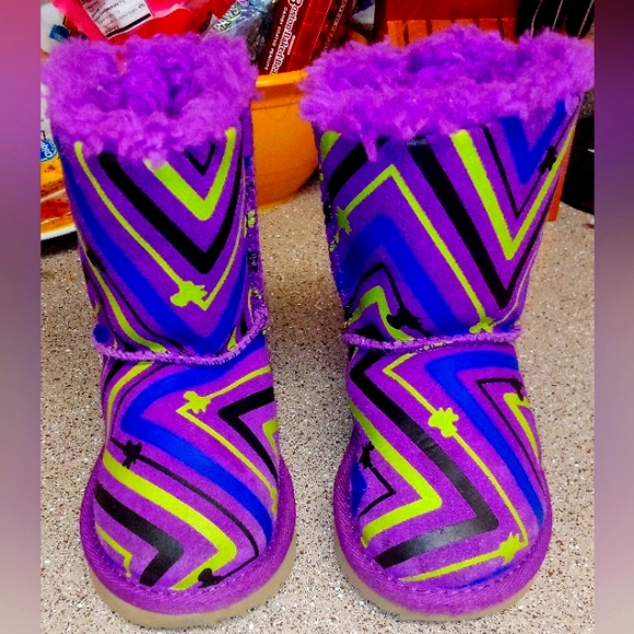UGG | Shoes | Toddler Unique Ugg | Poshmark